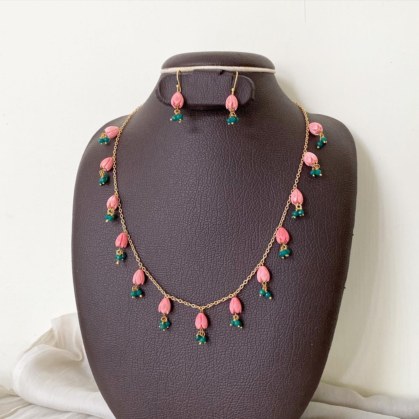 Latest beads jewellery designs store